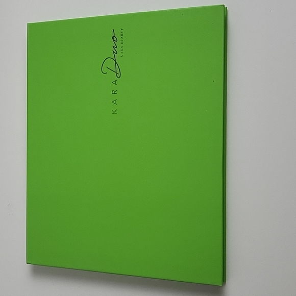 Kara Duo | Makeup | Kara Duo From Miami To Bahamas Eye Shadow Palette ...